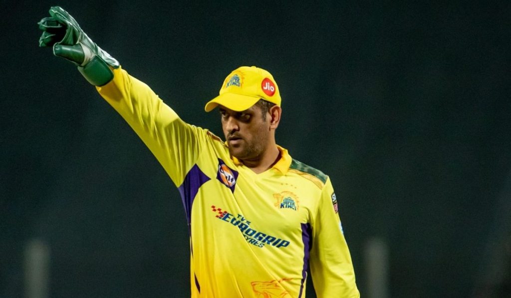 MS Dhoni returns as CSK captain as Jadeja steps down